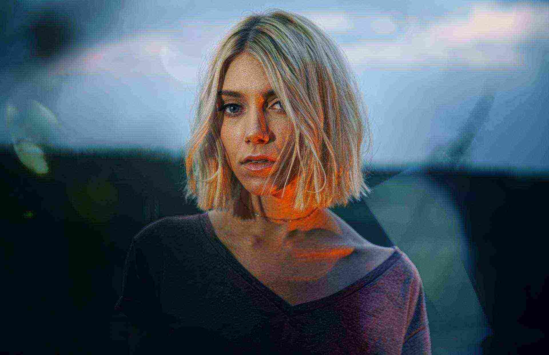 12 Sure Signs He Wants You to Leave Him Alone - Attraction Diary