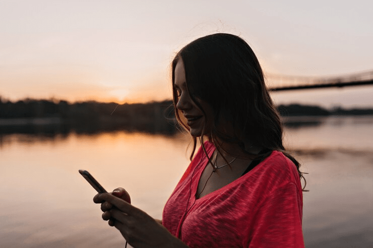 What Is The Meaning Of "Awww" In Texting? - Attraction Diary