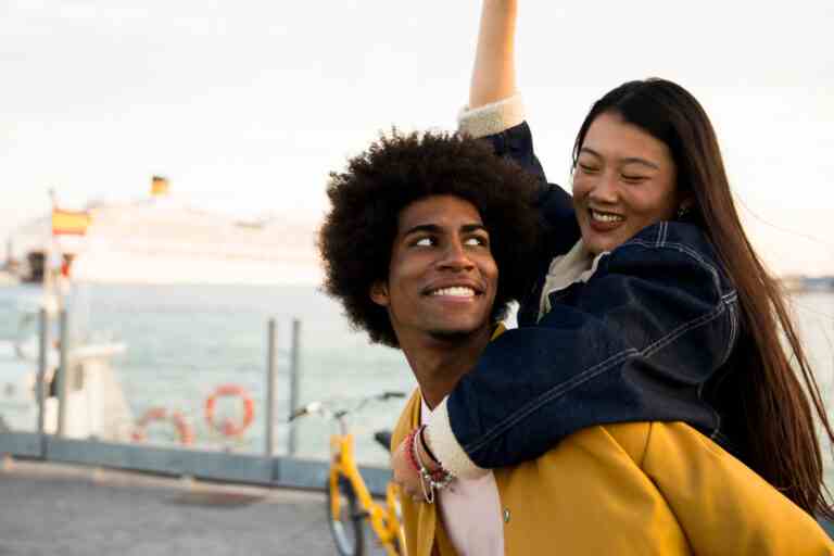 12 Signs Of A Passive Husband - Attraction Diary