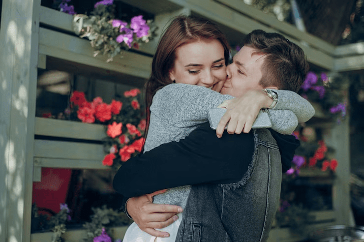 How to Know a Flirty Hug - Attraction Diary