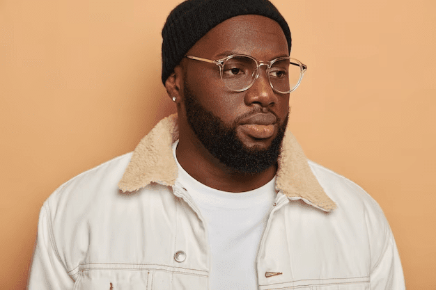 7 Reasons Why Some People Are So Nonchalant - Attraction Diary