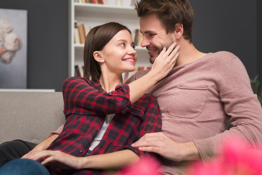 9 Reasons Why Guys Are Attracted To Mysterious Women Attraction Diary