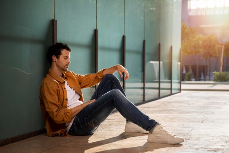 20 Flirting Games To Play Over Text - Attraction Diary